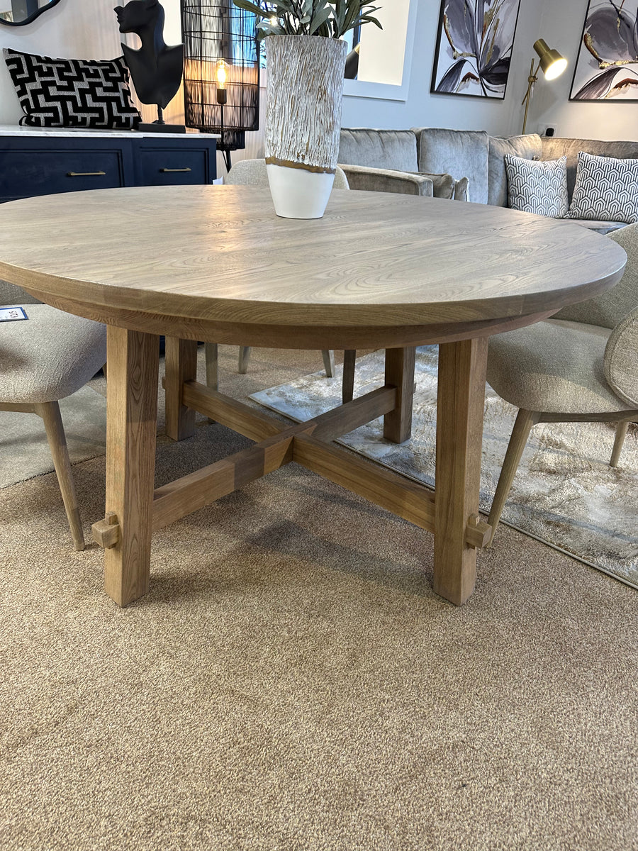 Perth Round Dining Table – Keith Taylor Furniture